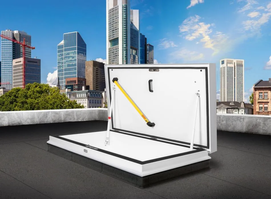 Roof hatch RHT7014 and scissor stair Large