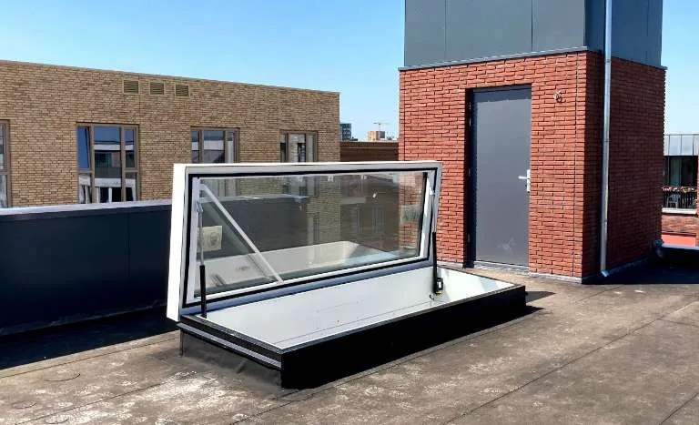 Working safely on roofs in 2 easy steps